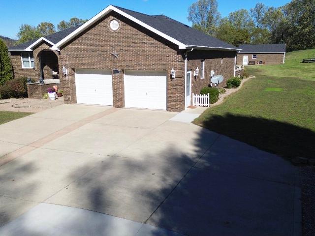 87 Meadowbrook Road