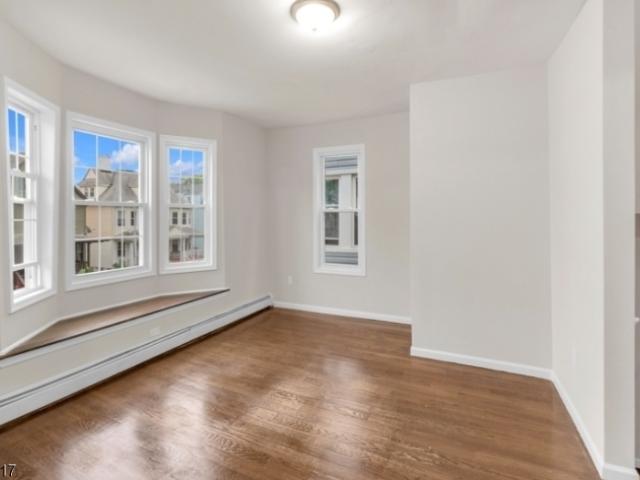 87 N 19th St # 2