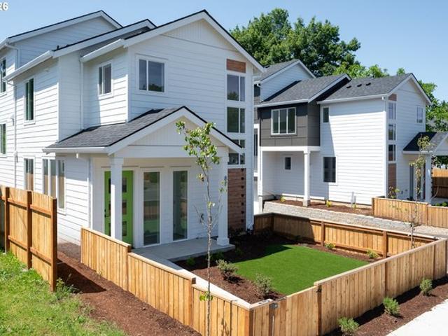 87 NE 78th Ave, Portland, OR 97213