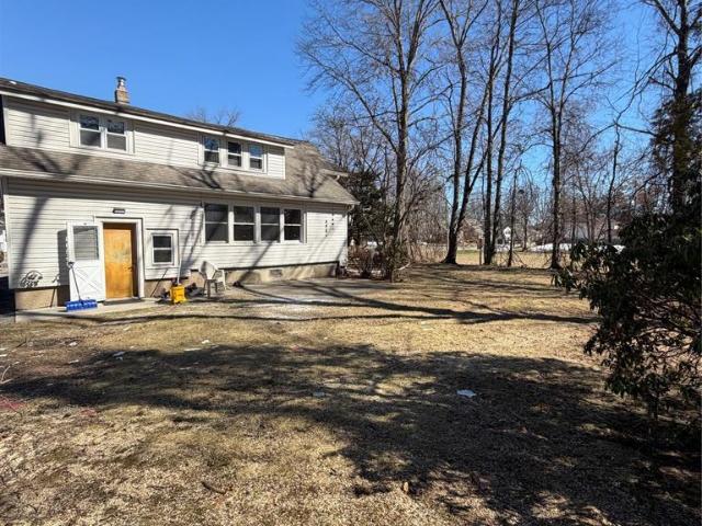 87 Palisade Ave, Unit 1, Emerson, NJ 07630 | MLS #26007 | Compass