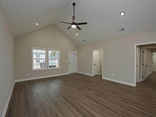 87 Plumlee Dr