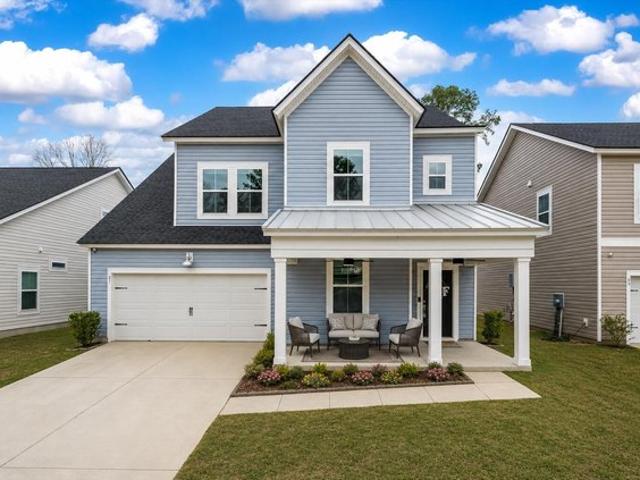 87 Red Bluff St, Summerville, SC 29483