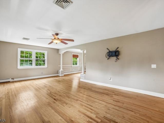 87 Reinman Rd