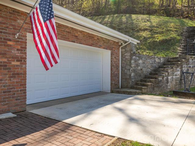 87 Rockwood Road