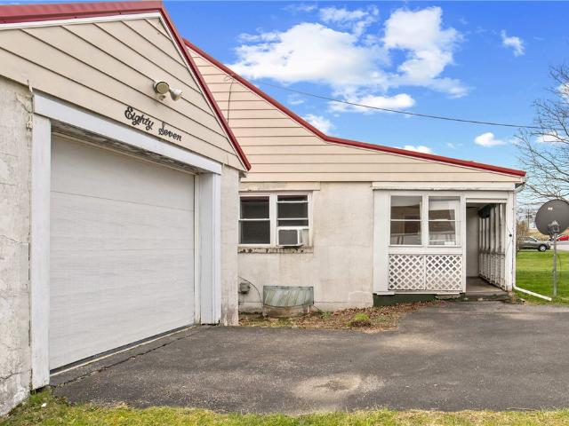 87 Rosemont Ave