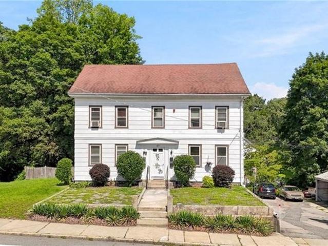 87 Saint Paul St, North Smithfield, RI 02896
