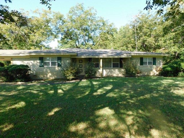 87 Salem Church Rd, Collins, MS 39428