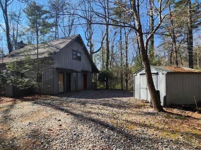 87 Silver Fox Trail, Cleveland, GA 30528