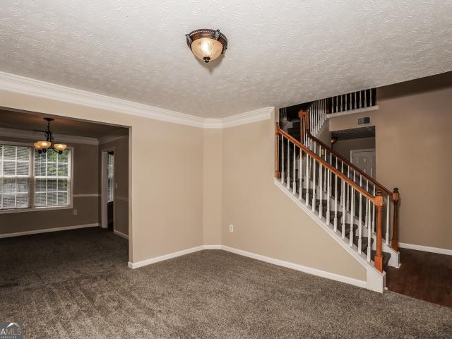 87 Southern Golf Court