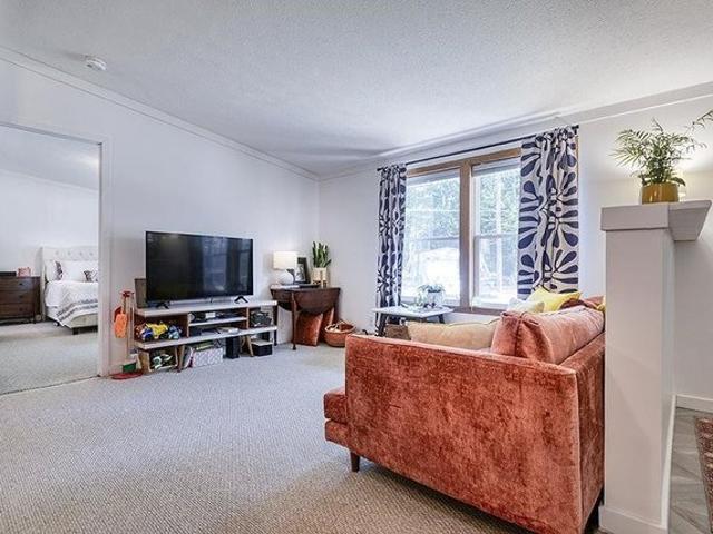 87 Sparrow St, Keene, NH 03431