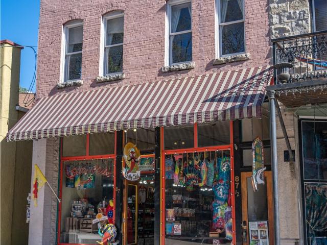 87 Spring Street