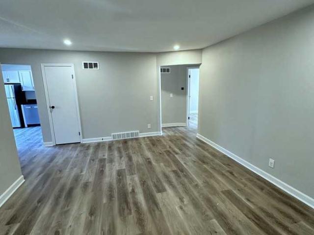 87th Street Apartments 3 Bedroom Apartment for Rent at 9512 W 87th St, Overland Park, KS 66212
