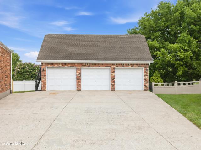 8404 Rodney Cir