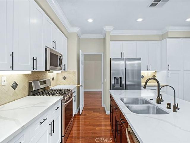 8405 Manhasset St, Riverside, CA 92508