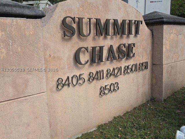 8405 NW 8th St Apt 201, Miami, FL 33126