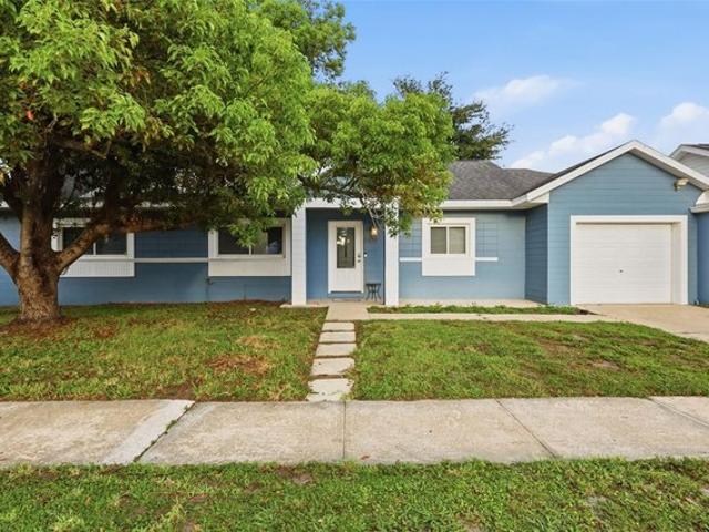 8405 Oak Bluff Dr, Orlando, FL 32827