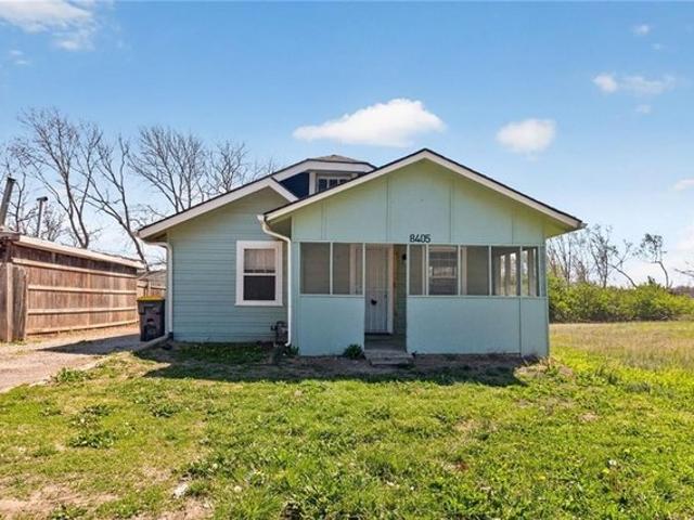 8405 Wabash Ave, Kansas City, MO 64132