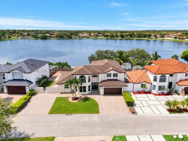 8406 NW 201st St, Hialeah, FL 33015