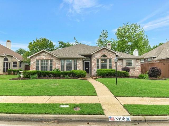 8406 Brentwood St, Rowlett, TX 75088