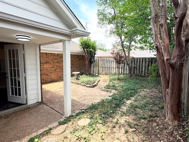 8406 honey dr