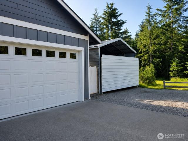 8406 James Road SW
