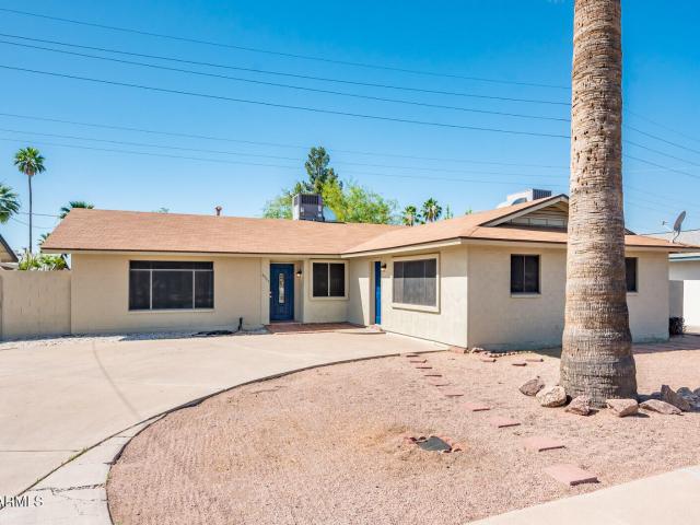 8407 E Crestwood Way, Scottsdale, AZ 85250 | MLS #7016 | Compass