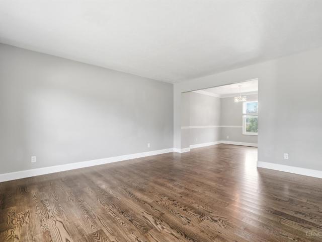 8407 Lakevalley Drive
