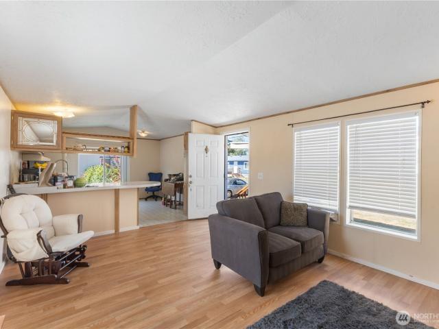 8407 rd Av Ct E # 35