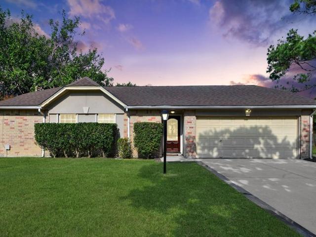 8407 Rivercross Rd, Houston, TX 77064