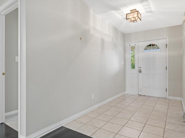 8407 S Cortland Dr