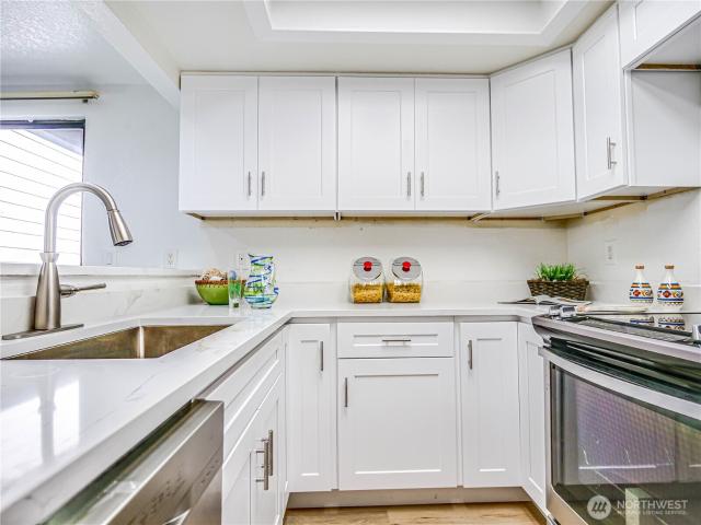 8407 18th Avenue W # 4 102