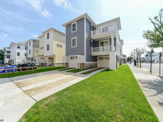 840/842 Wesley Ave # 840 & 842 Ave