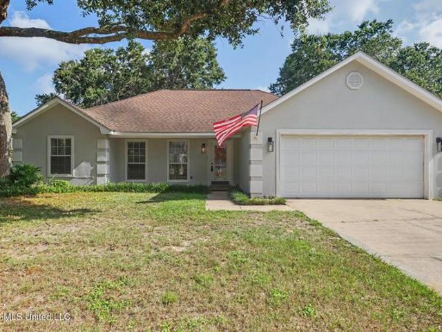 8408 Clamshell Ave, Ocean Springs, MS 39564