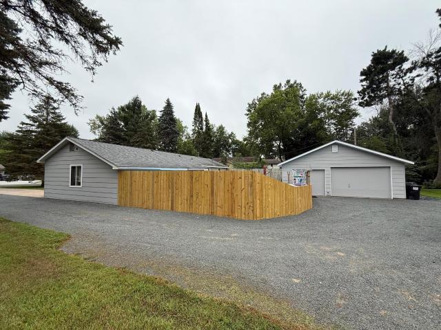 8408 Eastwood Road