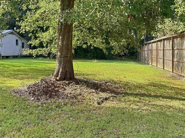 8409 Miller Dr, Ethel, LA 70730