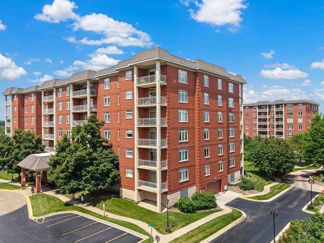 8400 Callie St Unit 611, Morton Grove, IL 60053