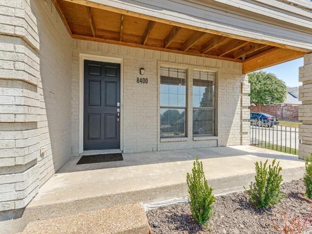8400 Golf Club Circle