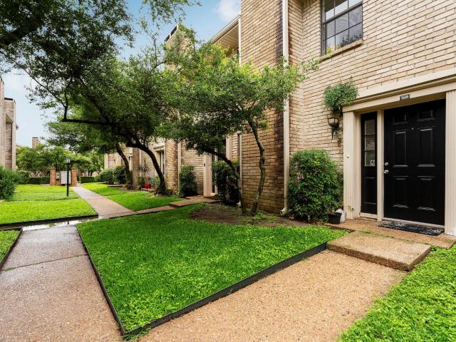 8400 Jamestown Dr # 310