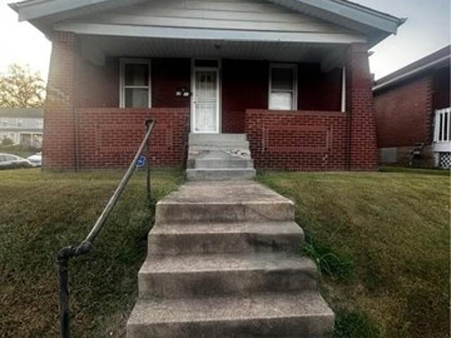 8401 N Broadway, Saint Louis, MO 63147