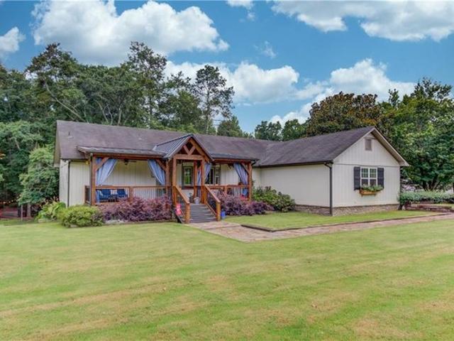 8401 Norris Lake Way, Snellville, GA 30039