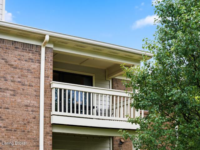 8401 Ambrosse Ln 207