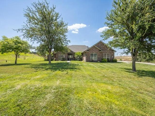 8401 Shady Lake Dr, Canyon, TX 79015