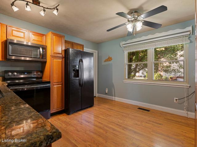 8401 Silver Fox Rd