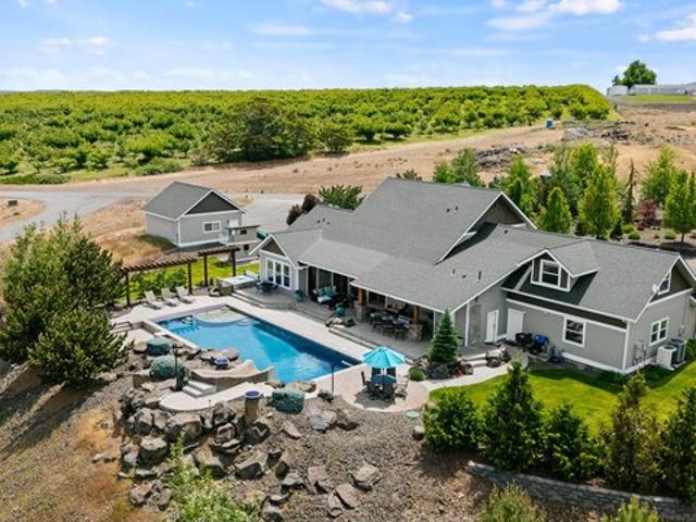 8401 Vertner Rd, Yakima, WA 98908