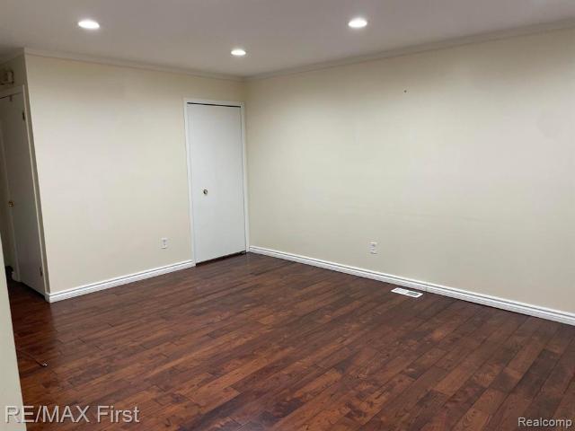 8401 18 Mile APT # 99 Road