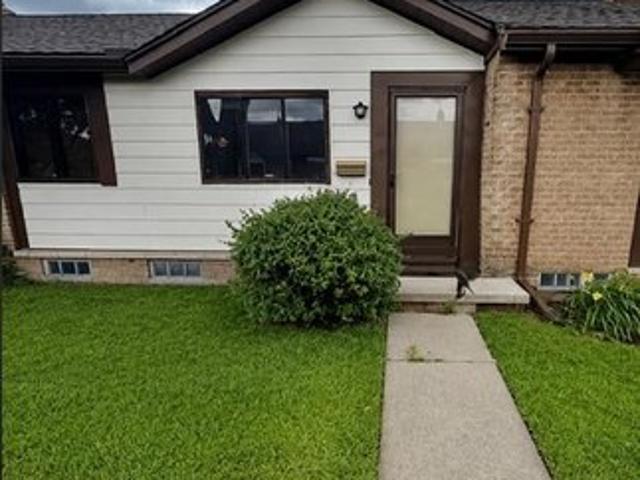8401 18 Mile Rd Apt 238, Sterling Heights, MI 48313