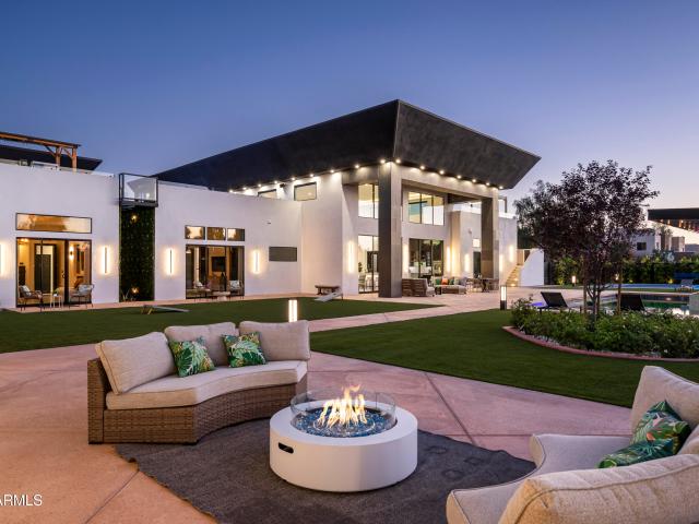 8402 e cactus wren road