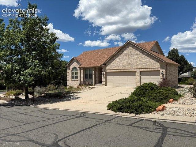 8402 Sutterfield Dr, Colorado Springs, CO 80920