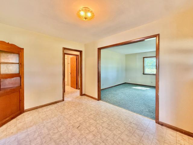 8403 E Highway 67