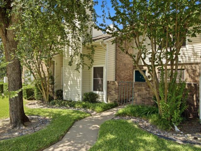 840 Creekside Drive